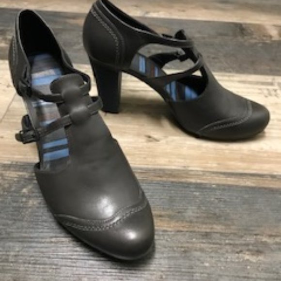 Camper | Shoes | Camper Gray Leather Heels | Poshmark